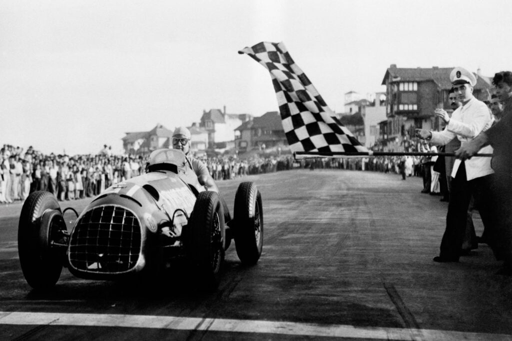 Vintage sport cars - Sandler Art